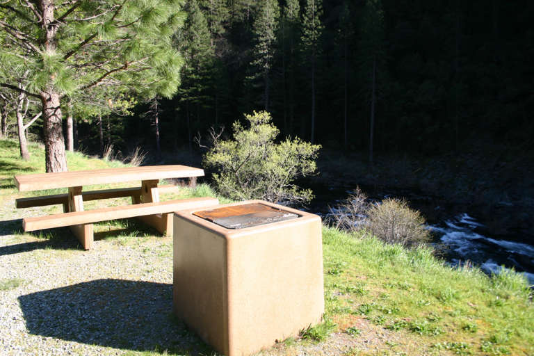 Convict Flat Picnic Area - Yuba River in Pictures - Savage Camper